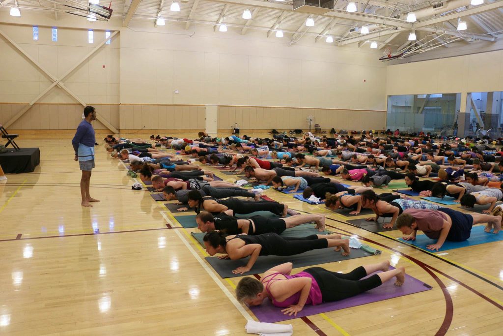 Practicing with Paramaguru R. Sharath Jois – Keeping Balance
